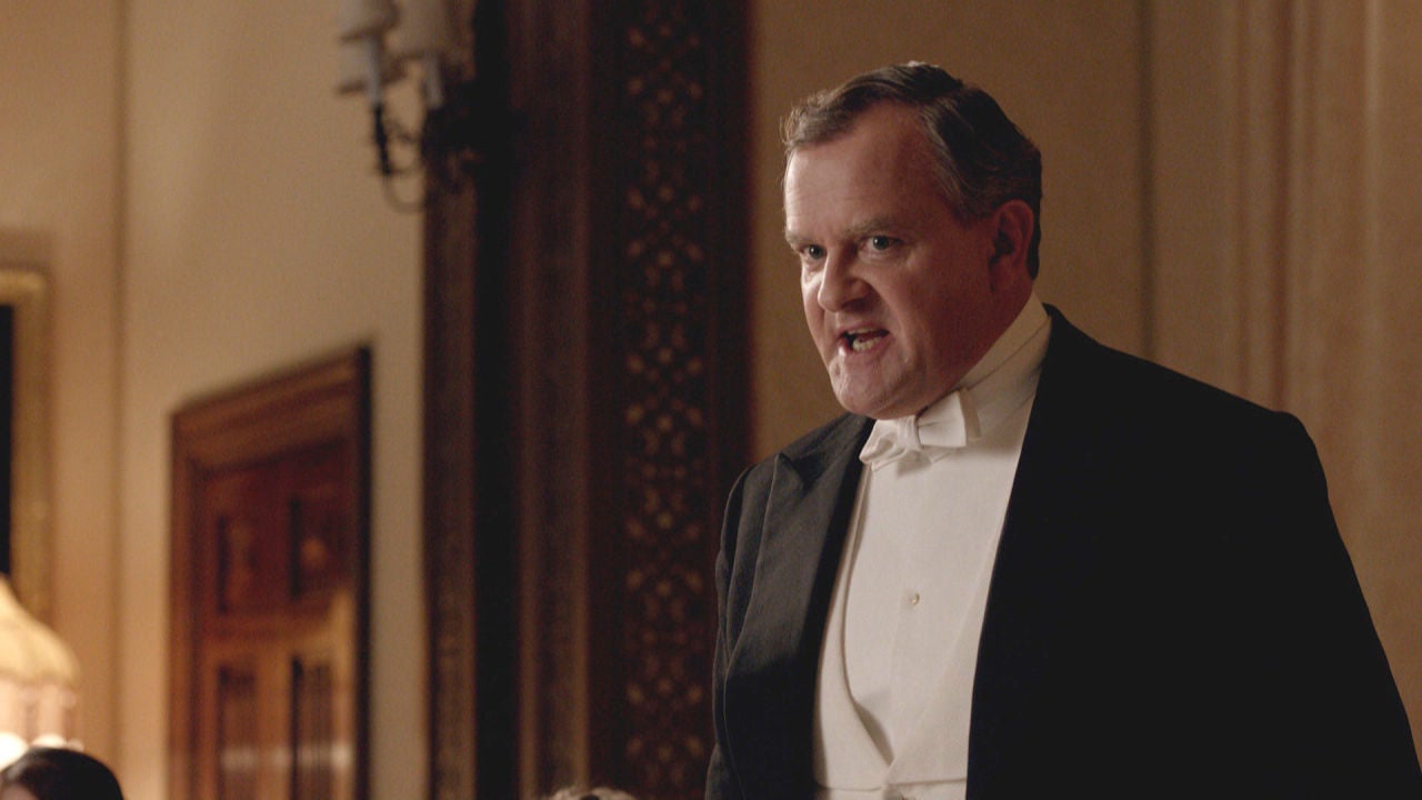 Sarah deja a Lord Grantham en ridículo