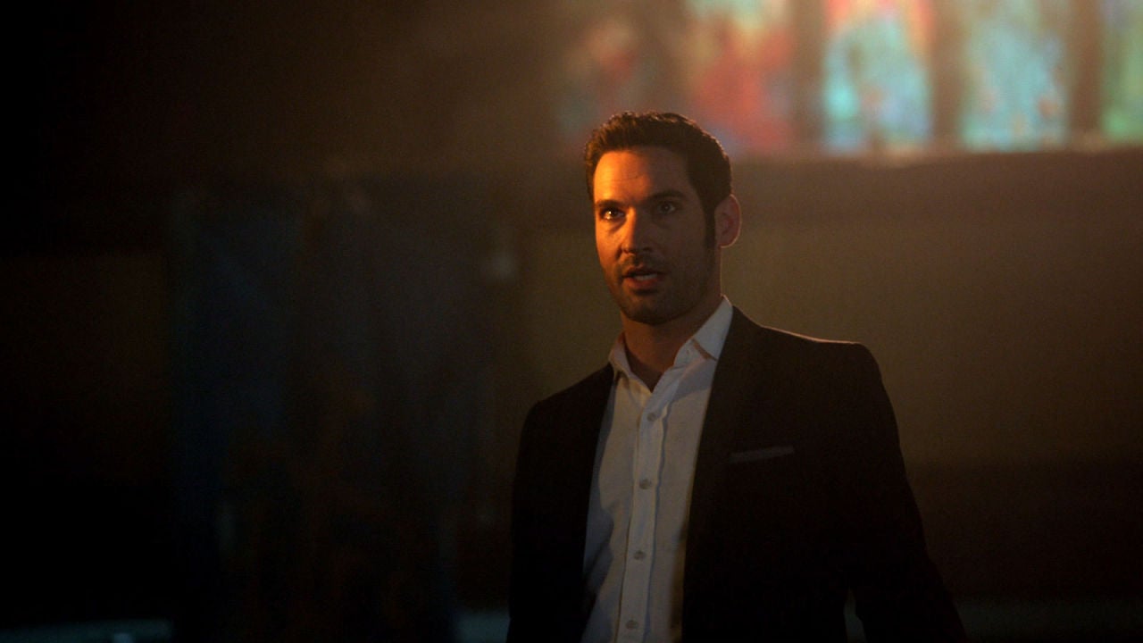 La épica pelea entre Lucifer y su hermano Uriel