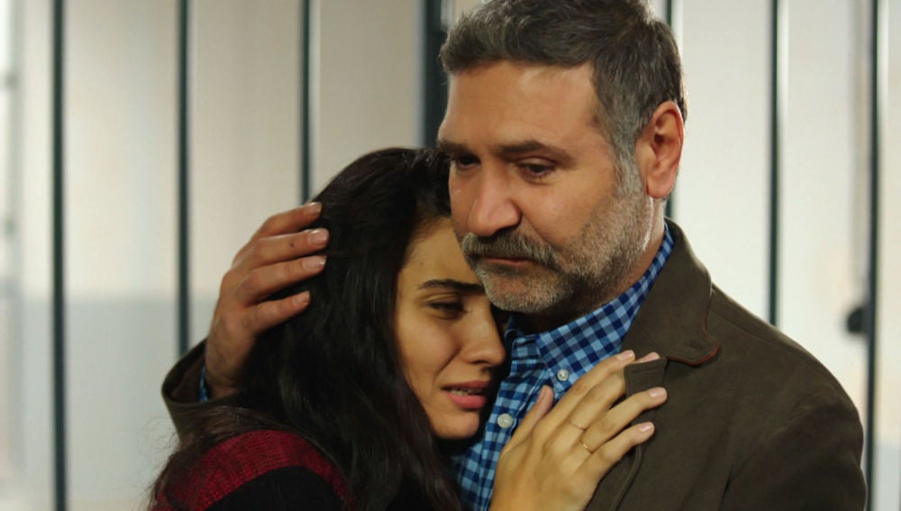 ¿Está Tayar detrás de la salida de prisión de Elif?