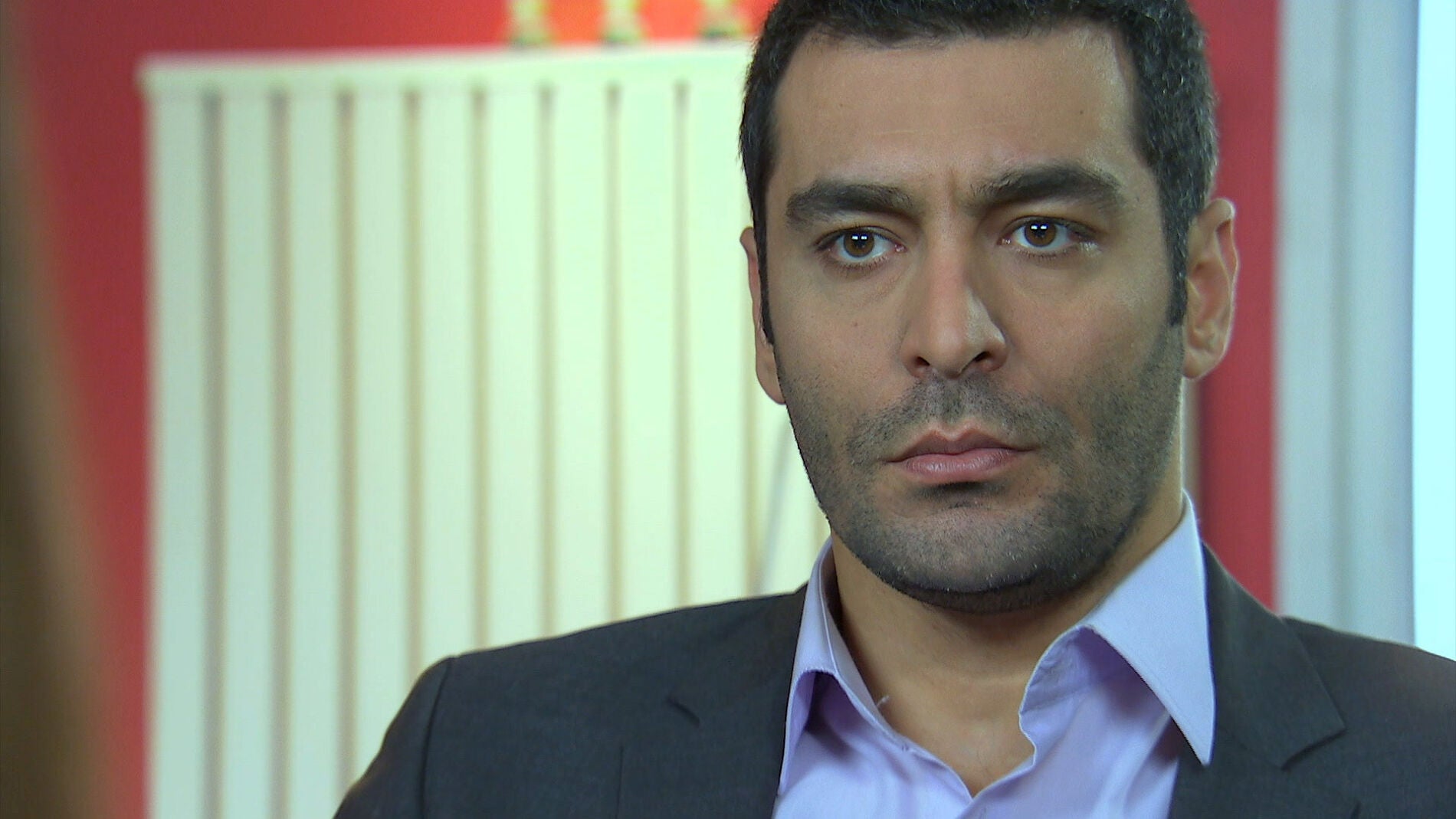 VÍDEO - ELIF: Las dudas de Kenan que Melek debe resolver