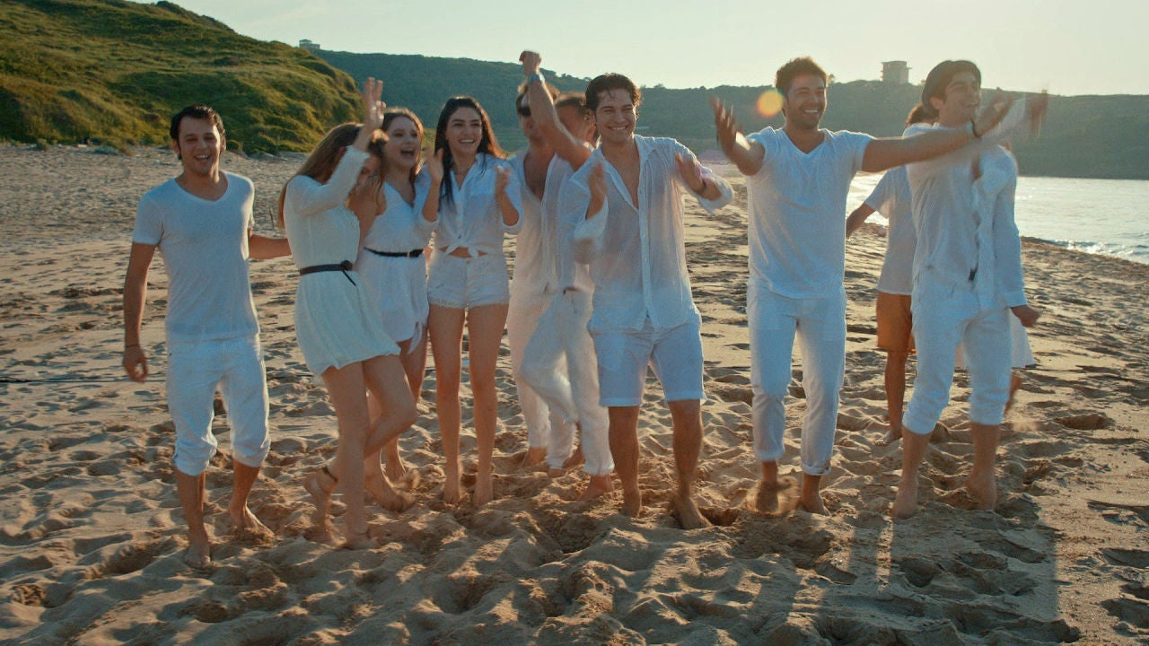 Vídeo - MEDCEZIR: Los actores y actrices de 'Medcezir' celebran el ...