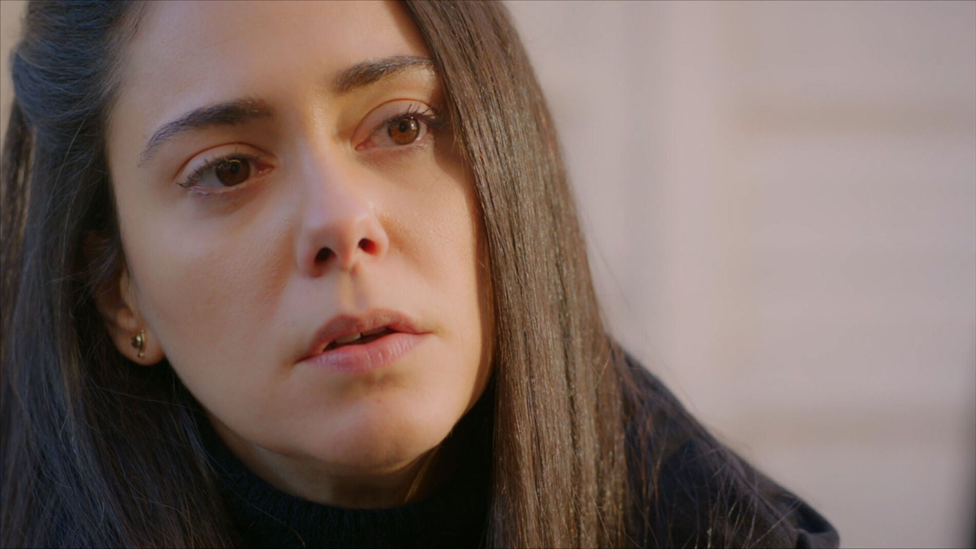 VÍDEO - HERCAI: La agridulce despedida de Elif: "Me voy de mi casa por ...