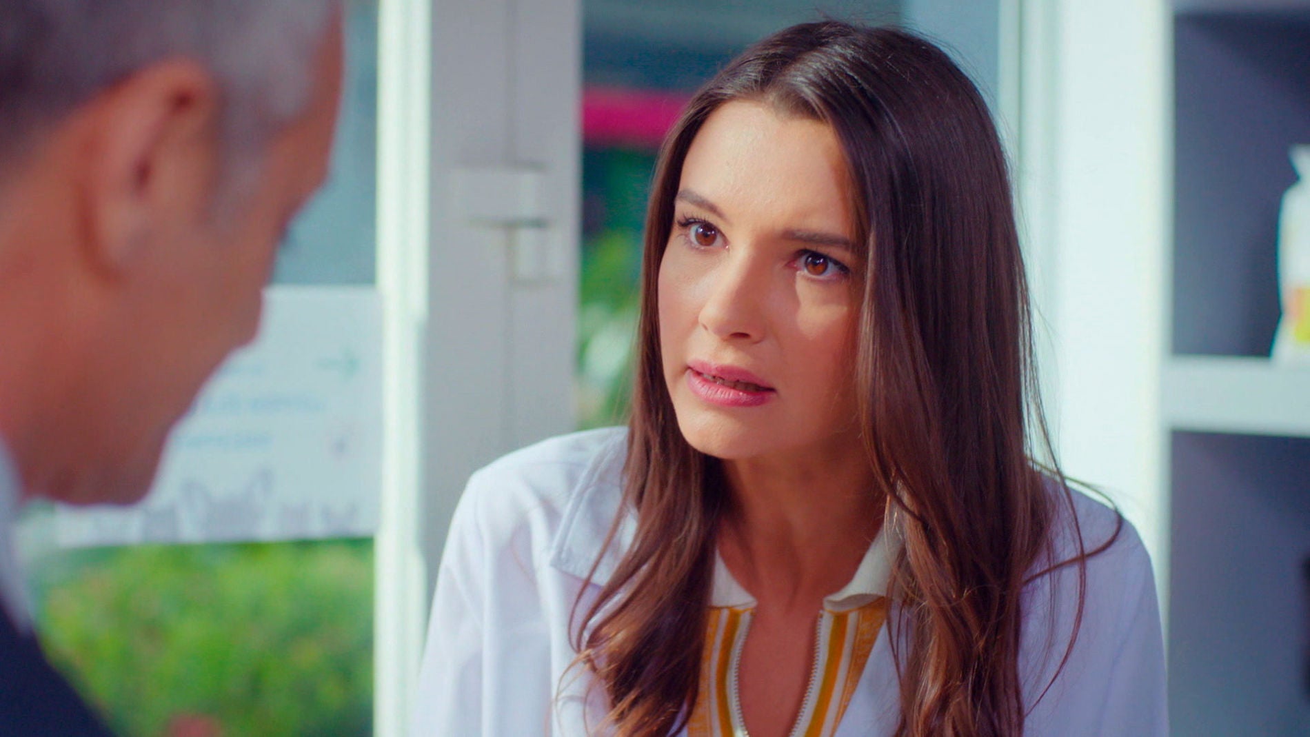 Murat intenta evitar que Candan y Demir sean felices