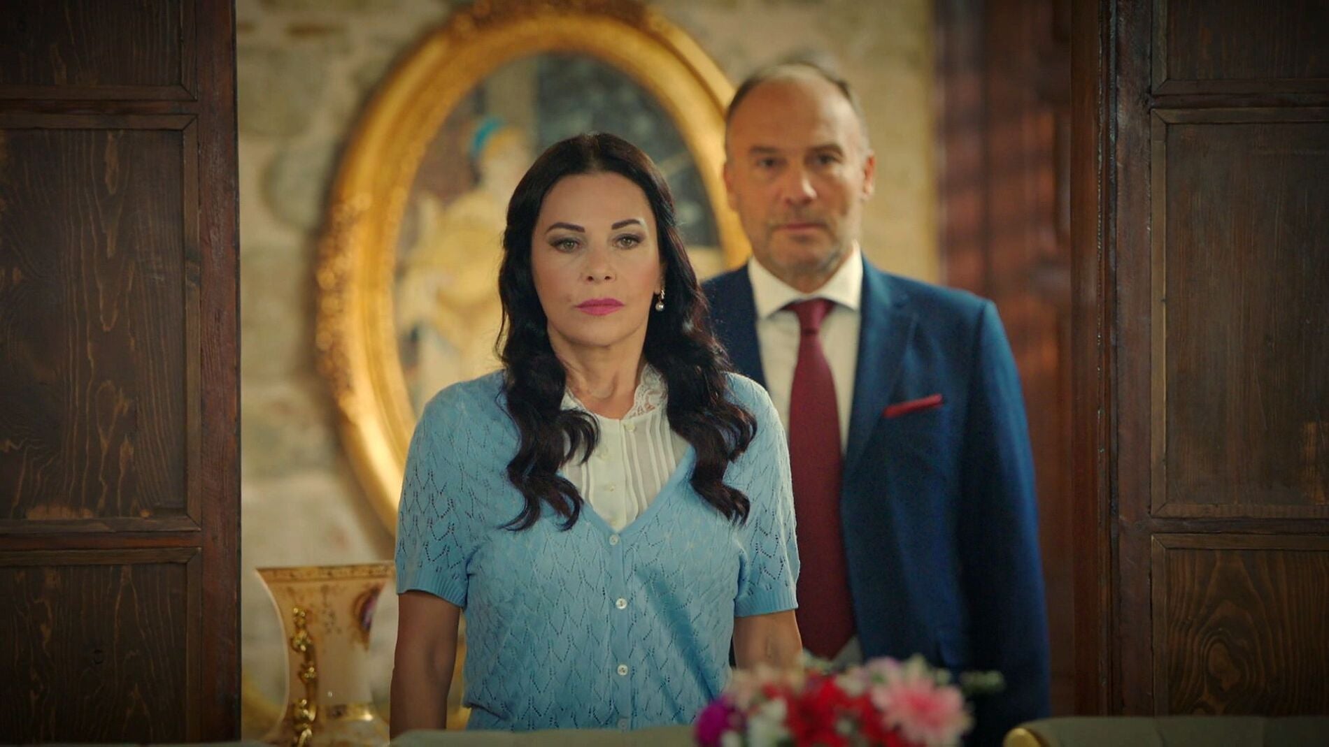 Ayse conoce formalmente a sus suegros en medio de una gran tensión familiar