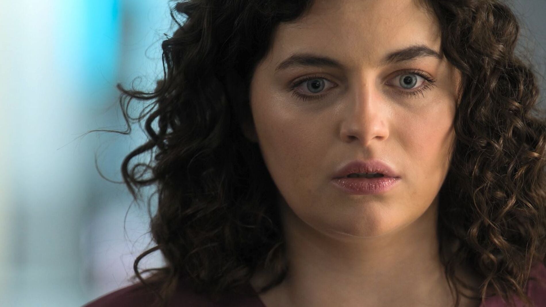 En su primer día de trabajo, Lily se lleva una sorpresa con la que no ...