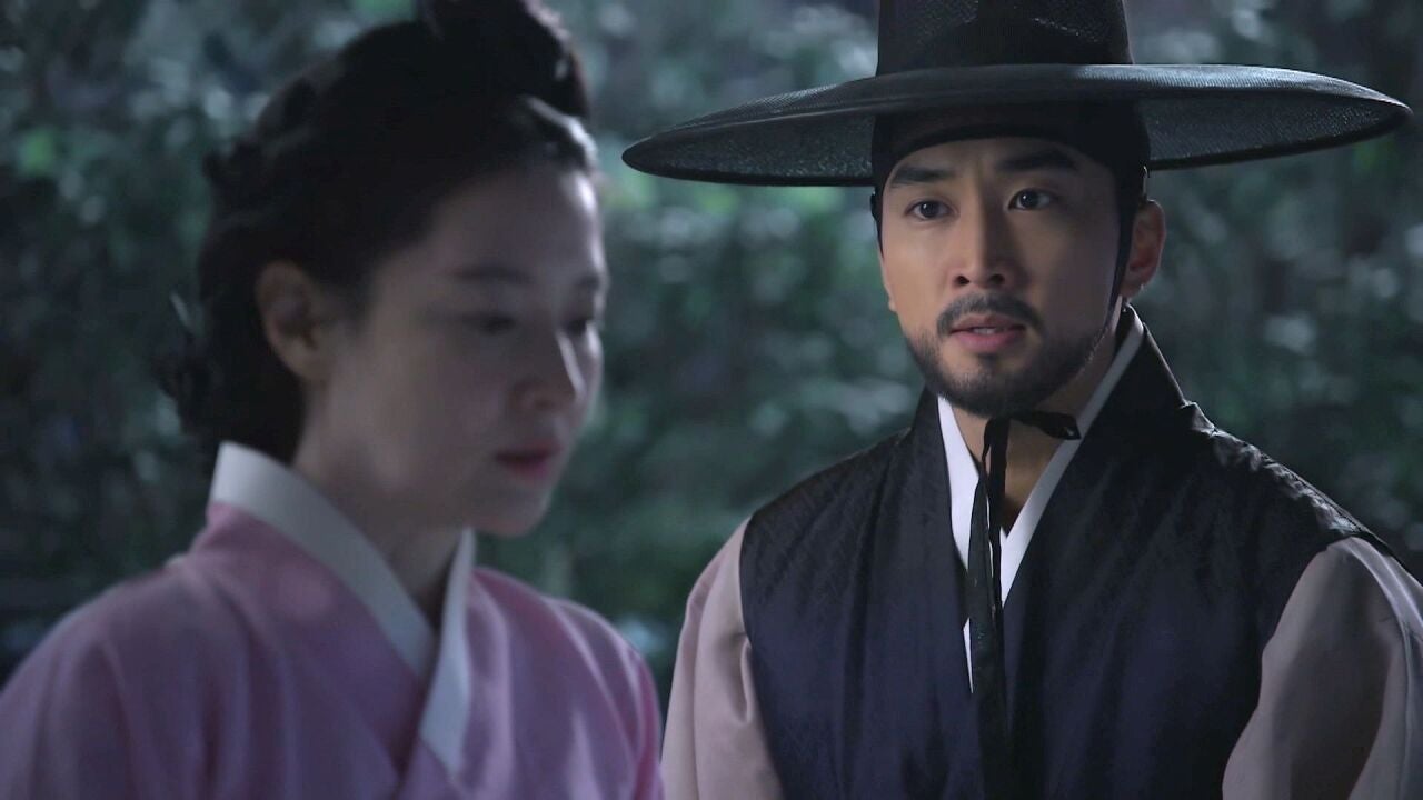 El príncipe Lee Gyeom le pide explicaciones a Saimdang por haberle ...