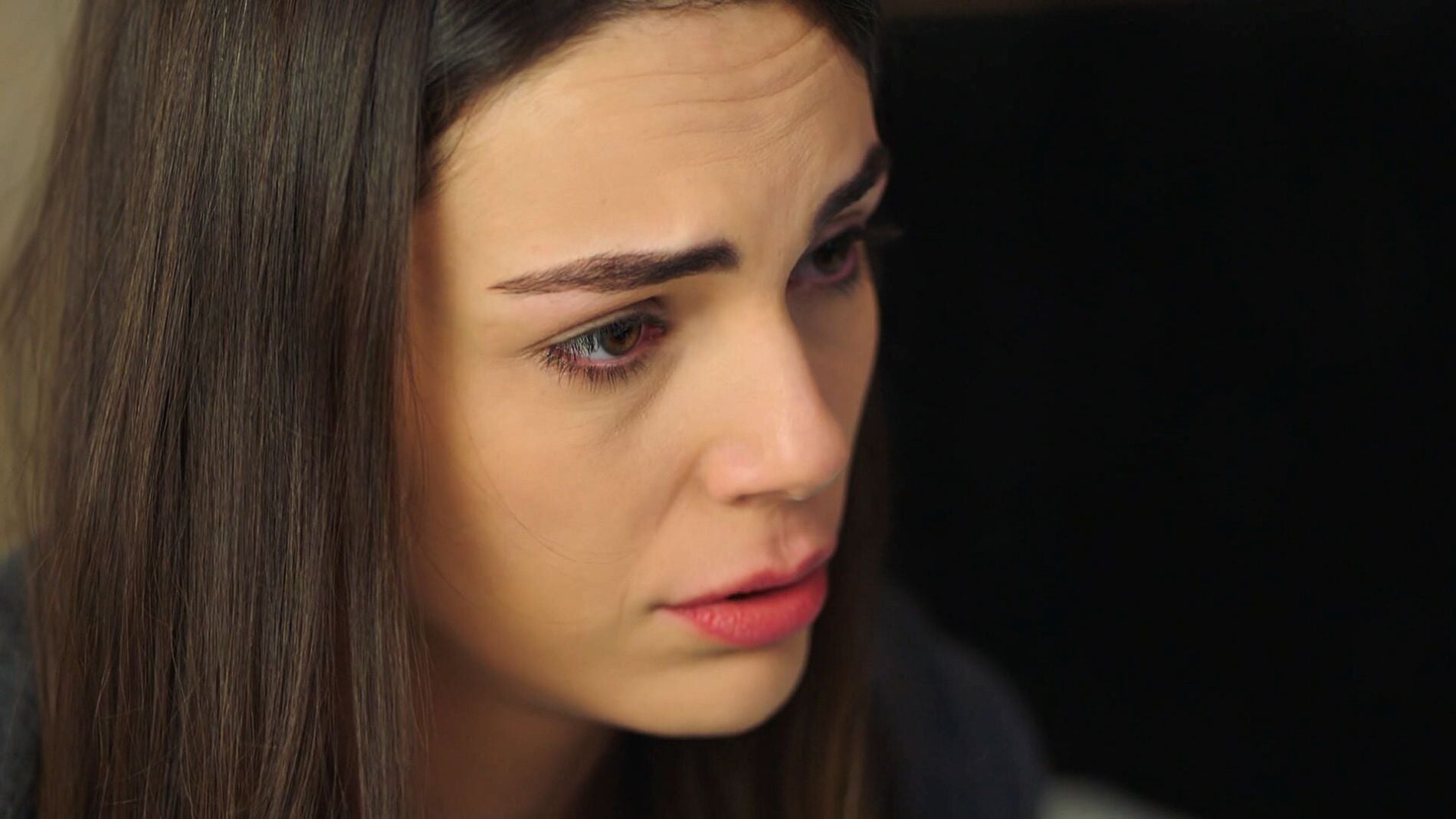 No hay consuelo posible para Ayse cuando sale del hospital y descubre ...