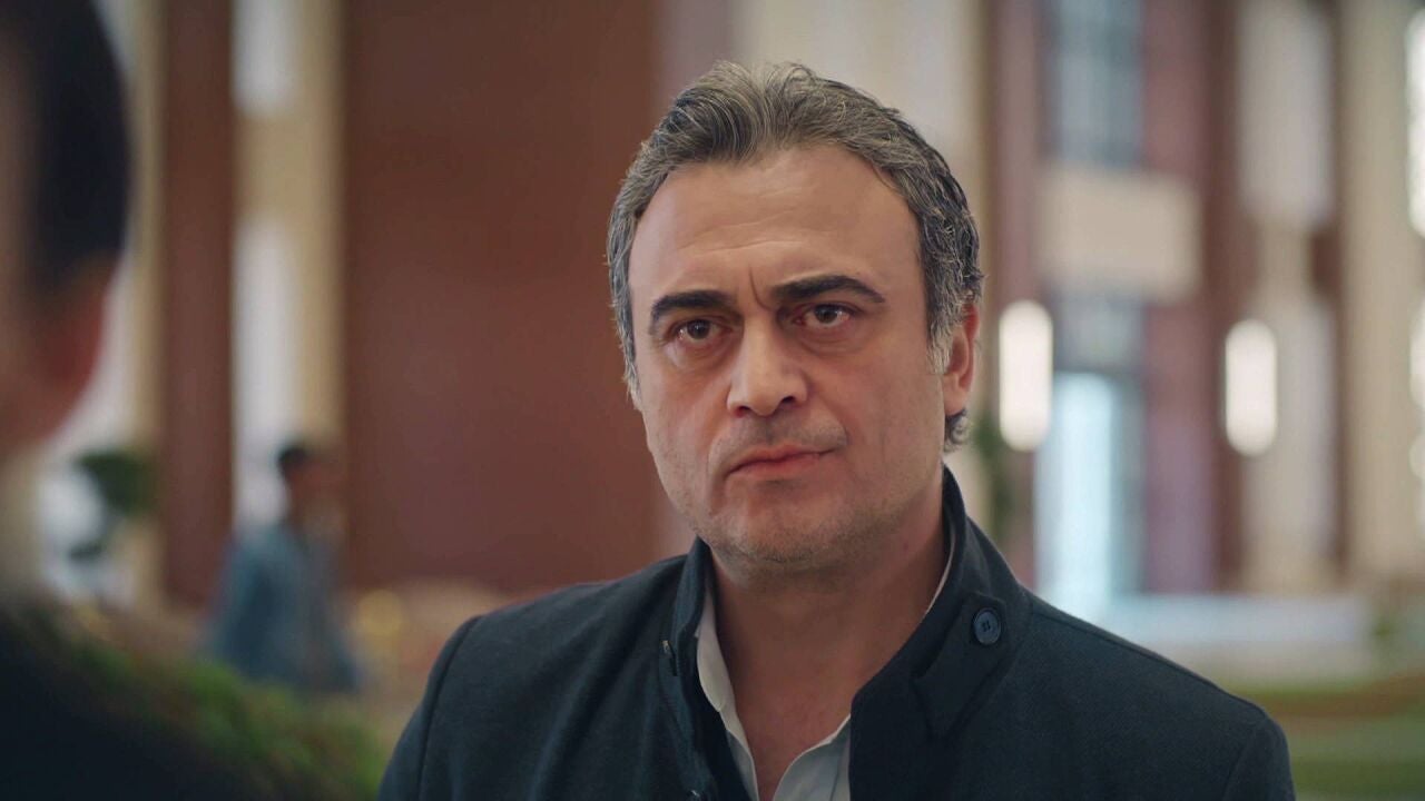 Halil pierde los nervios tras las palabras de Alpay y destruye su ...