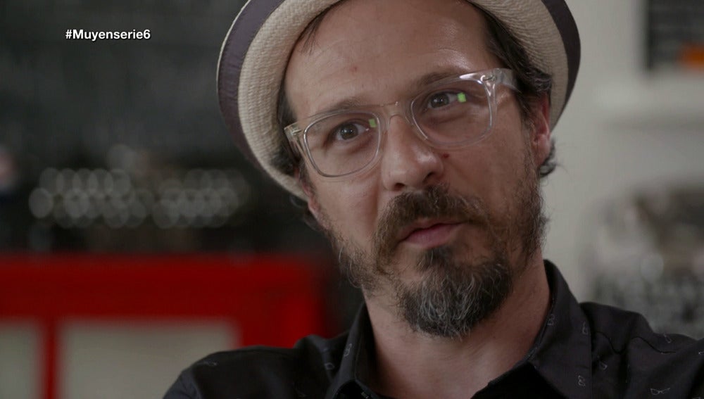 Fele Martínez: "Gran Hotel' es una serie que te sitúa mucho en la época'"