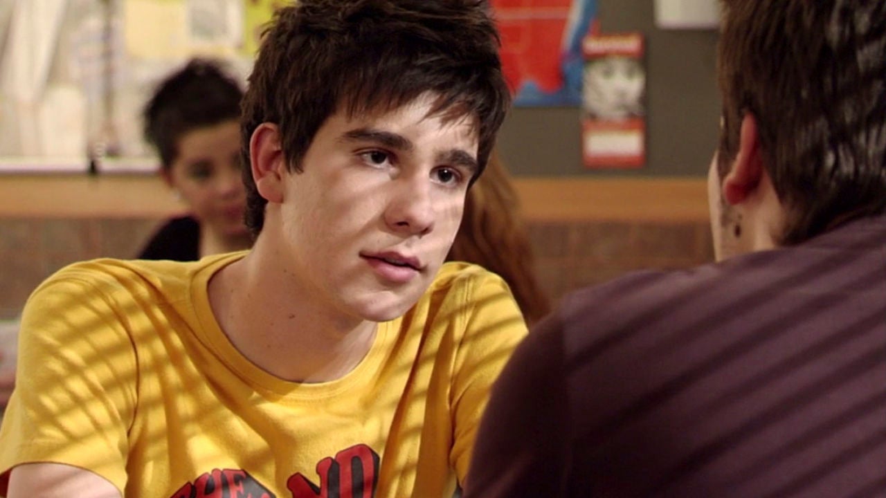 Oliver le revela a Fer que Hugo existe