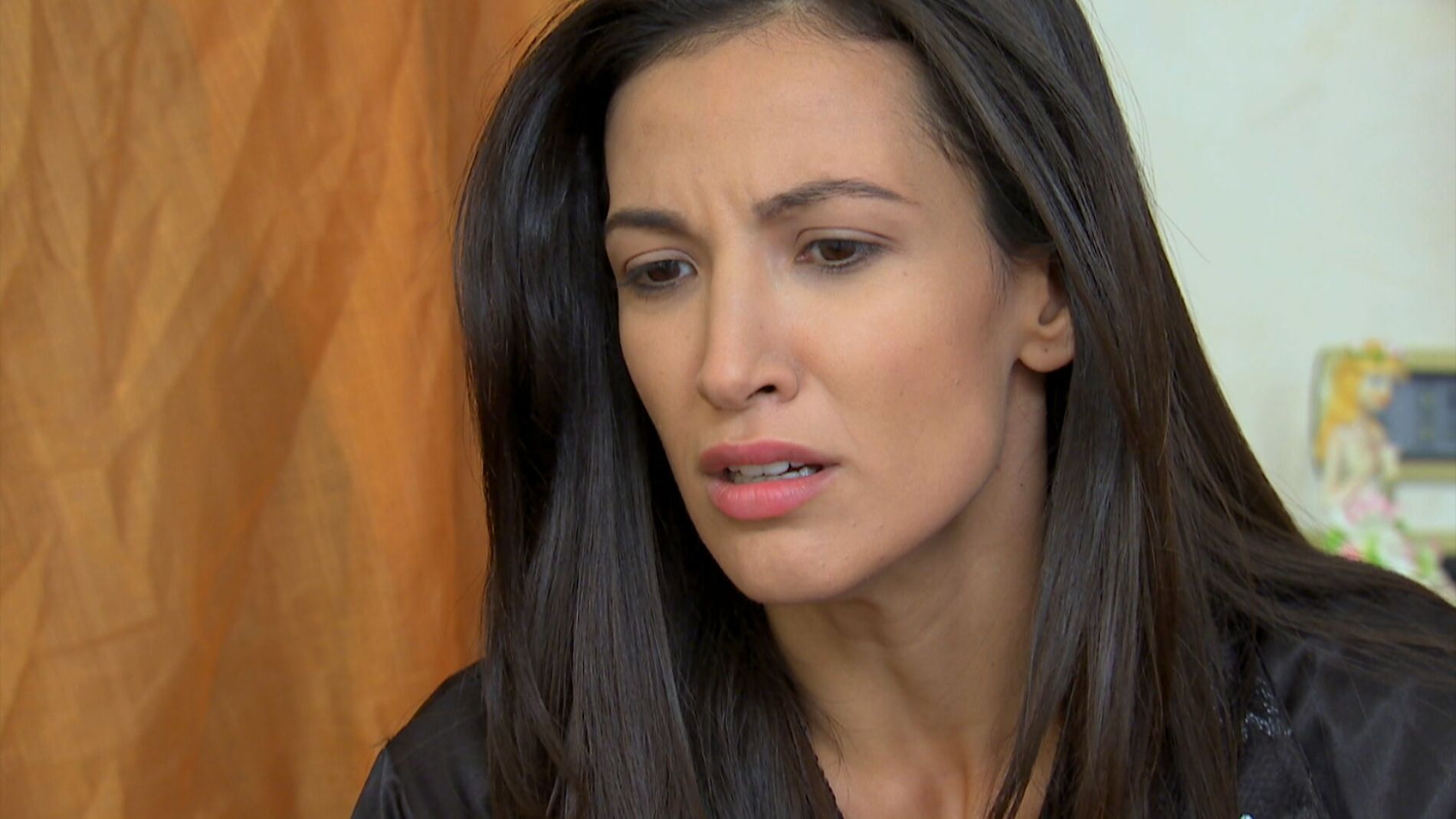 Arzu se despierta sola: Kenan ya no está