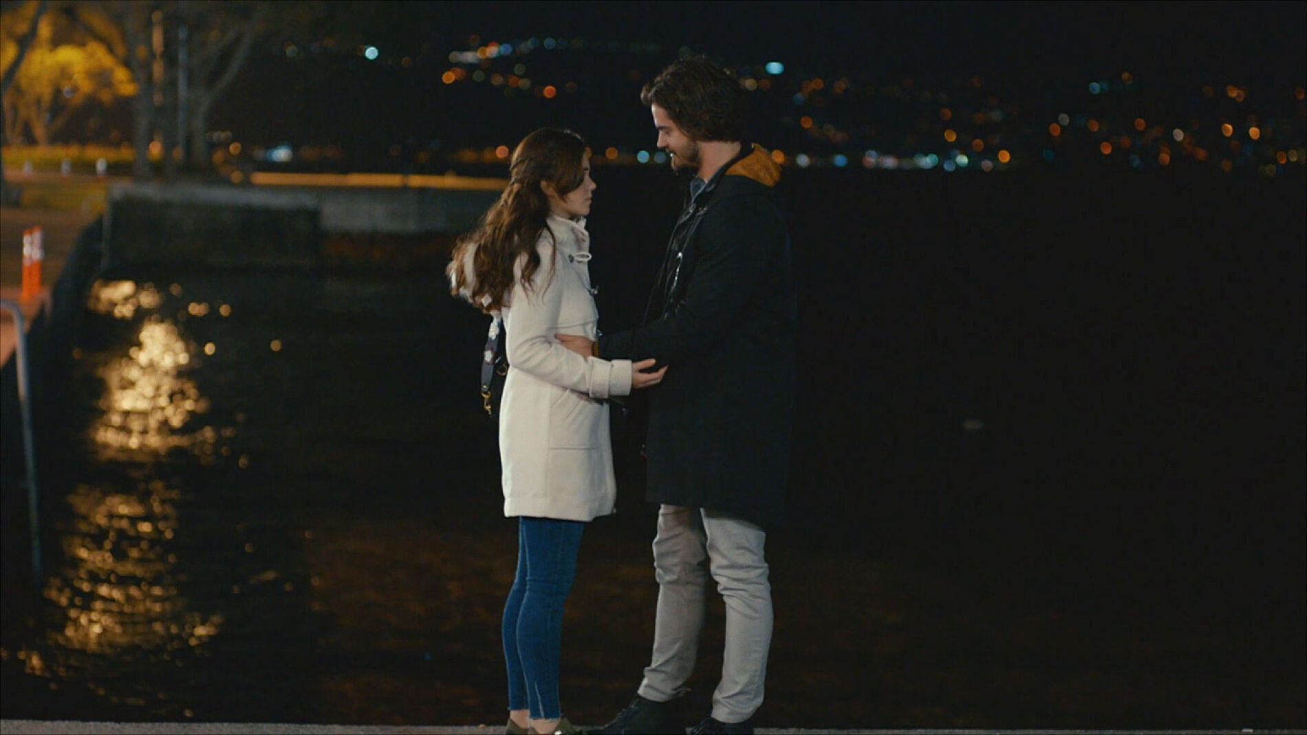 VÍDEO - CENNET: Selim quiere retomar la relación con Cennet