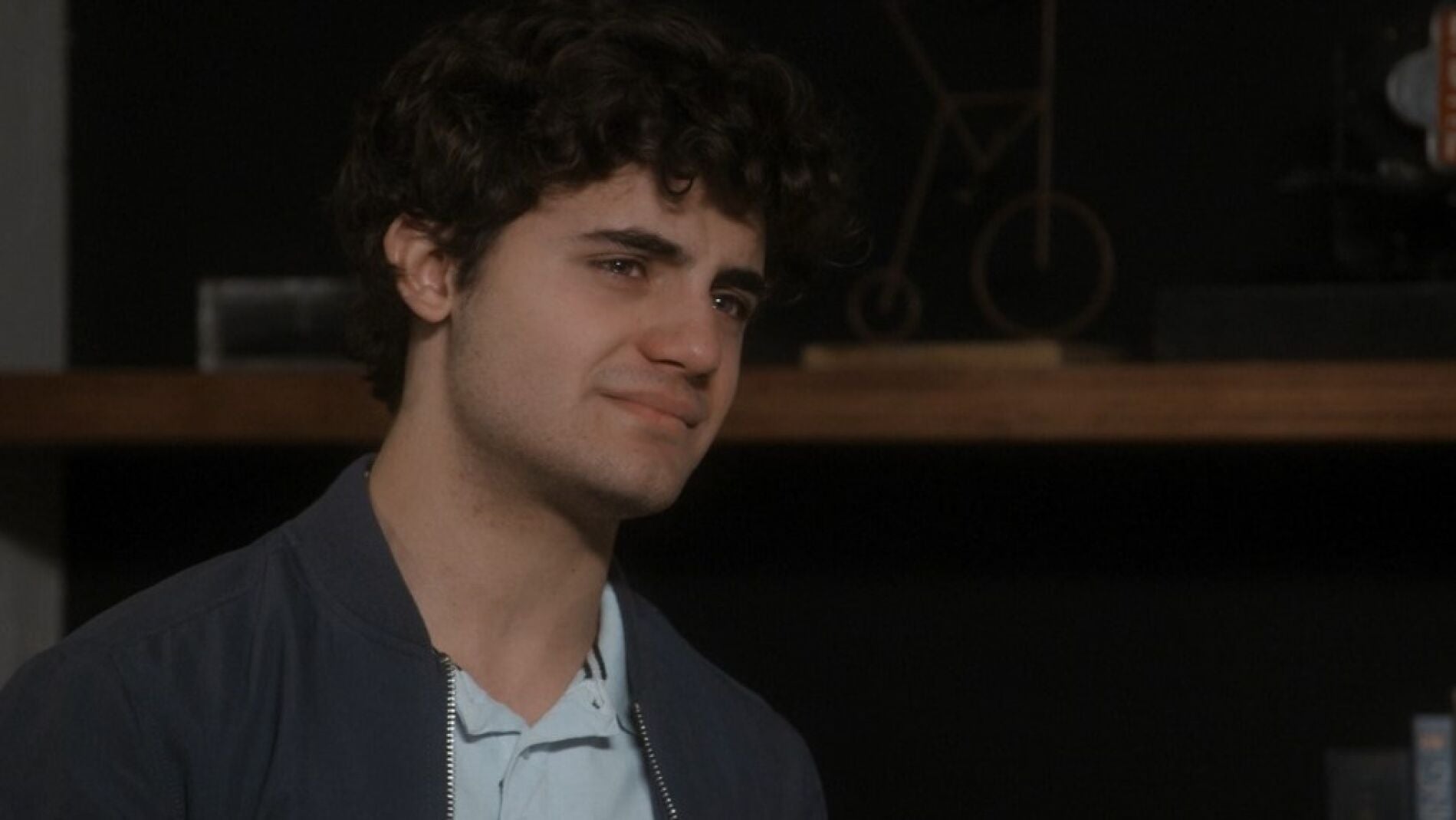 Federico descubre a su padre y le da un ultimátum