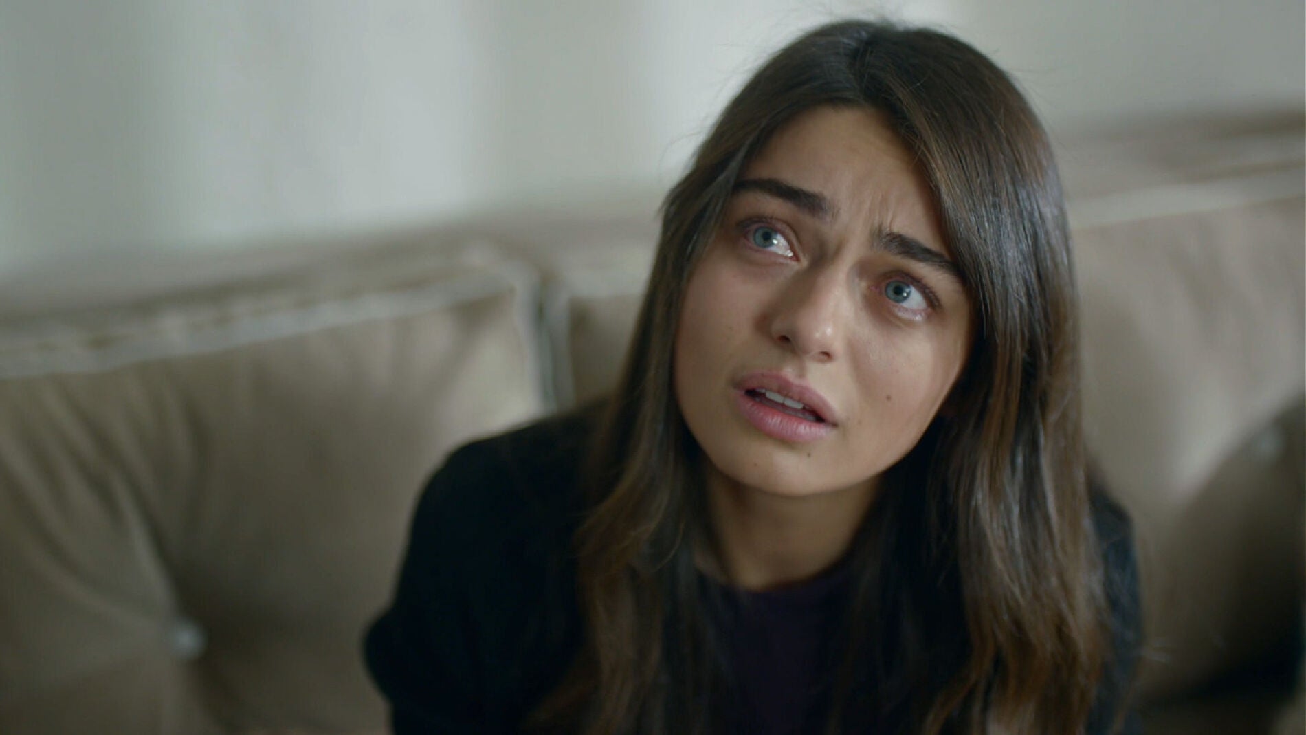 Meryem le pide a Savas que salga definitivamente de su vida