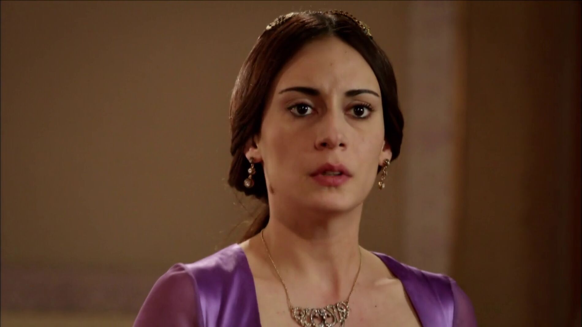 La concubina del príncipe Mustafá se encuentra mal y los médicos ...