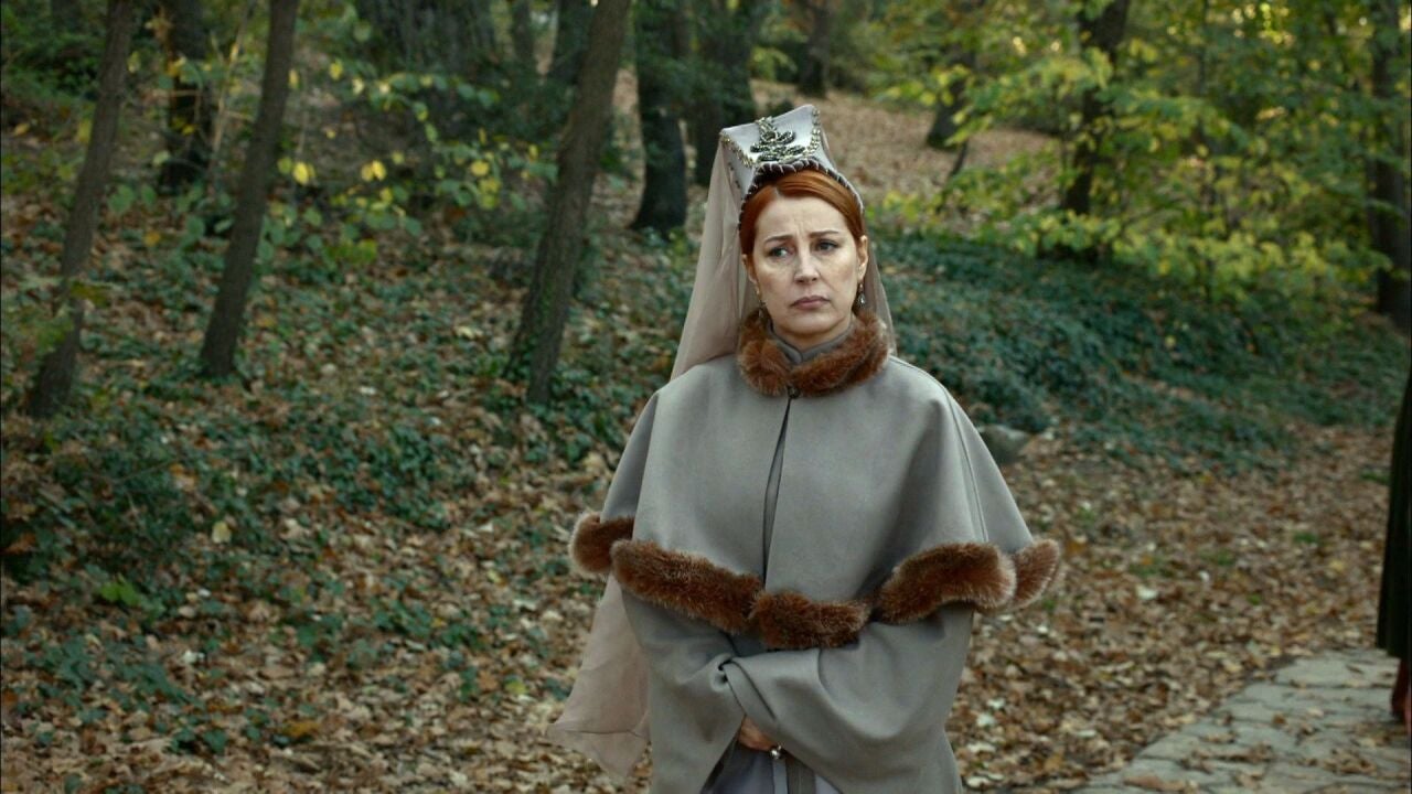 Solimán y Hürren están más distanciados que nunca y el imperio se tambalea