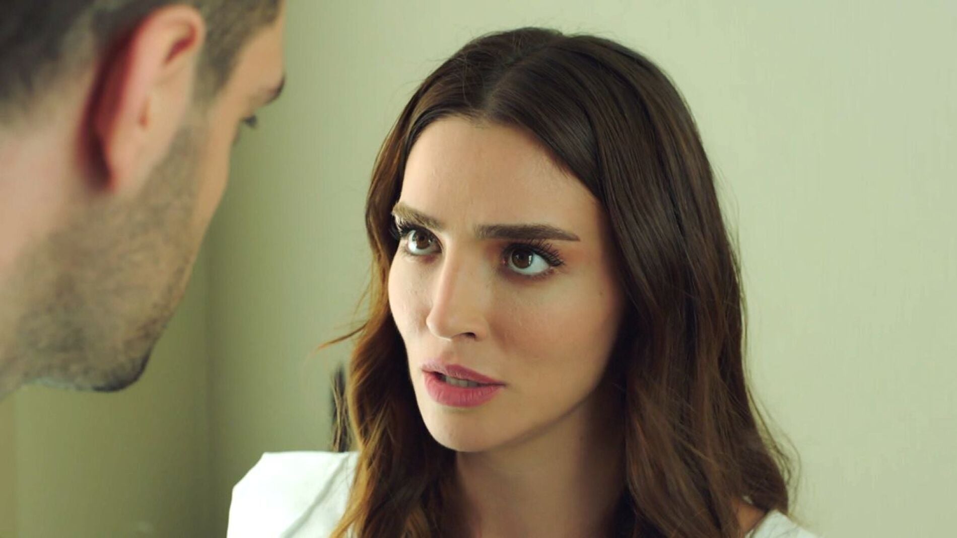 Yaman y Bëtul se han casado y no se atreven a confesárselo a Hande