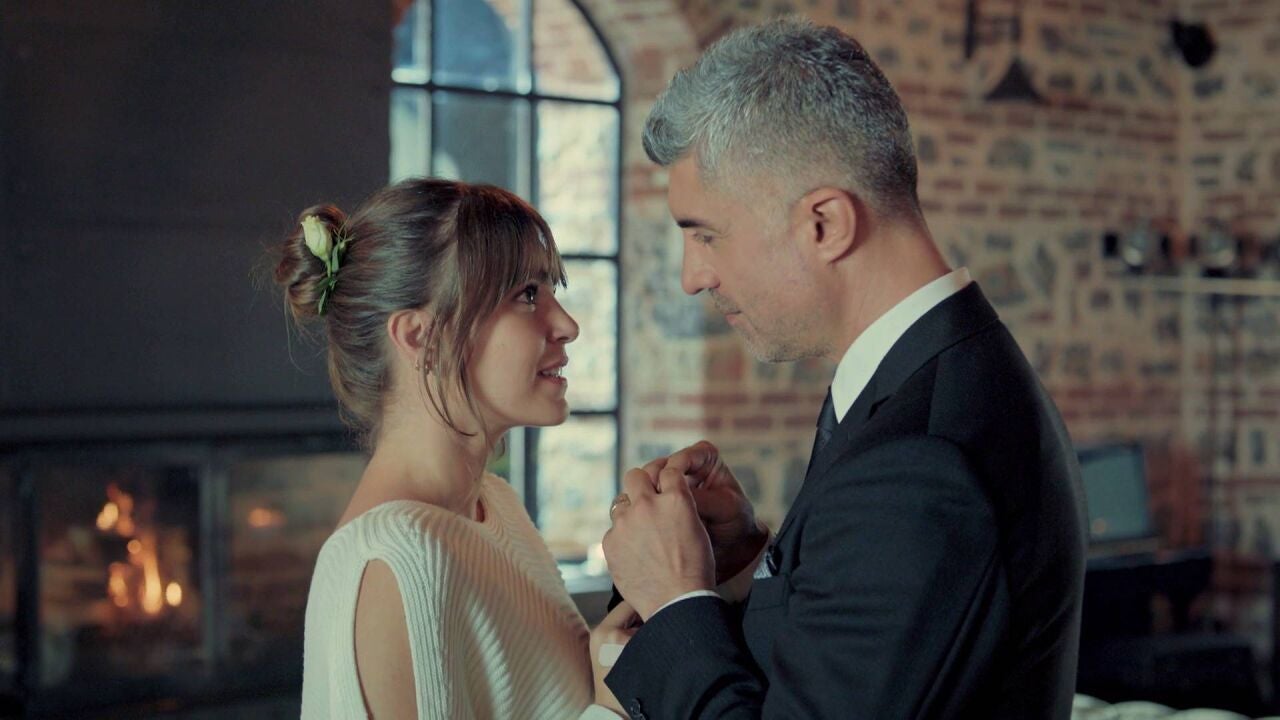 Los momentos más mágicos de la apasionada relación de Faruk y Süreyya en 'La novia de Estambul'