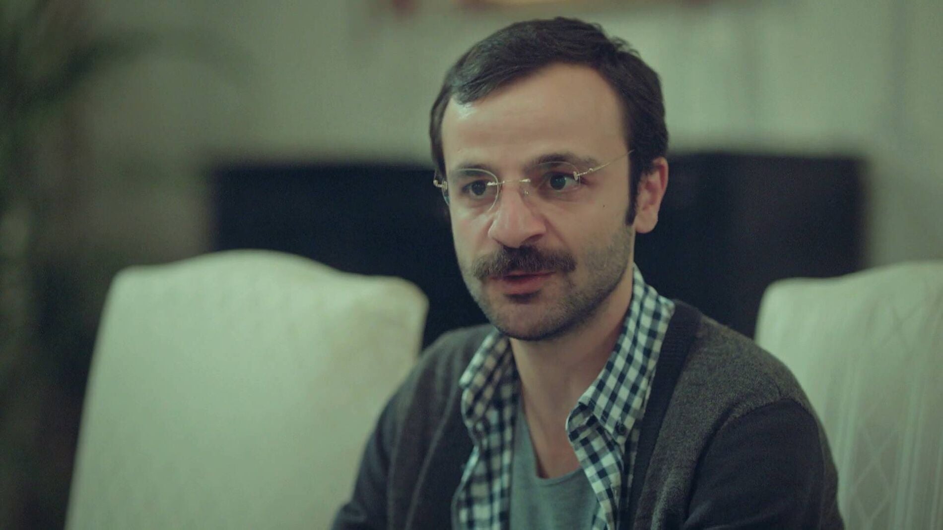 Osman revela a su familia la identidad de la mujer que le ha robado el ...